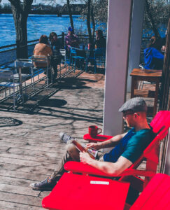 Silver Bean Cafe – Your waterfront cottage in the city